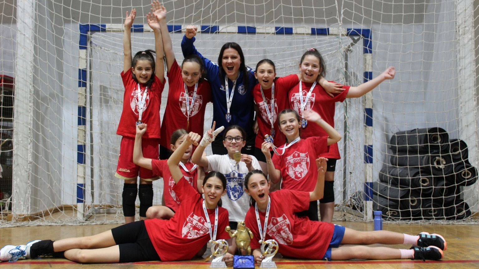 Mali medo » Rukometni klub "Gospić"